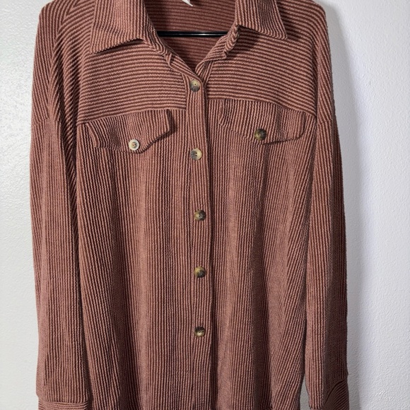 7th Ray | Tops | 7th Ray Brown Ribbed Buttondown Shirt | Poshmark